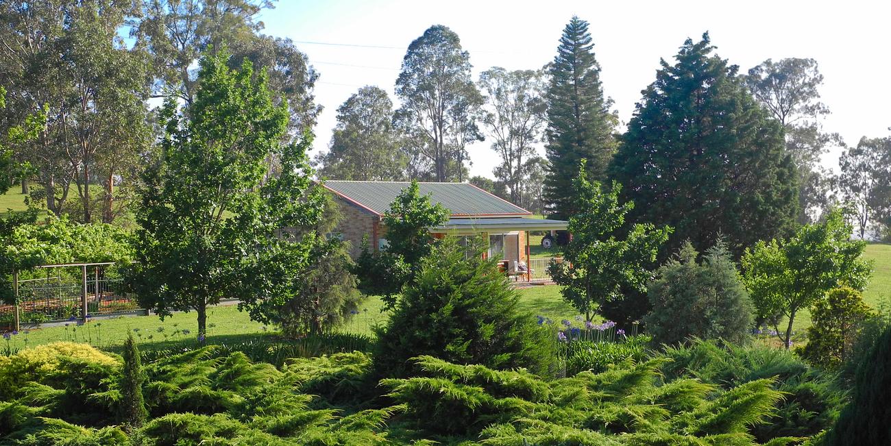 Six Oaks Wilderness Retreat - Cottage for Rent in Mulgoa, Sydney, NSW ...