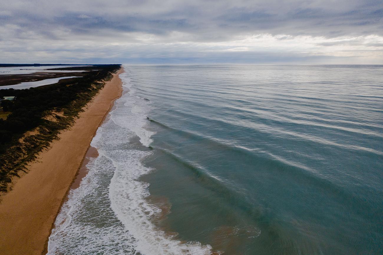 Be spoilt by the untouched Ninety Mile Beach | Riparide