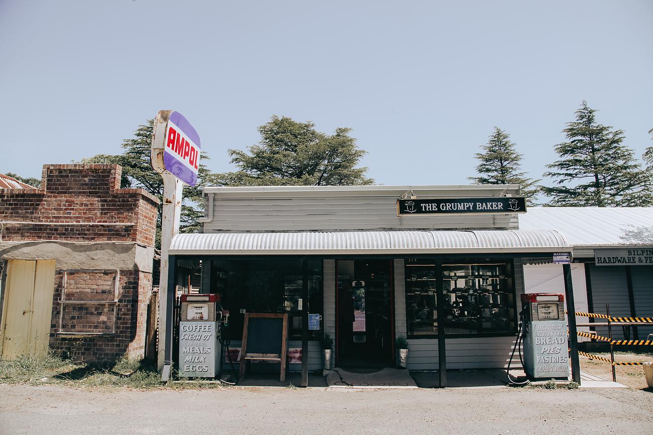 Visiting the Grumpy Baker | Riparide