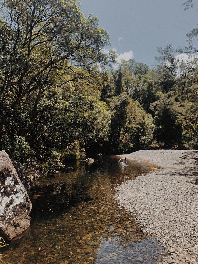 Never Never River | Riparide