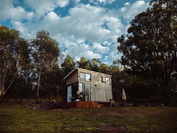 Tiny Nanook - Kanimbla Valley - Tiny house for Rent in Kanimbla, Blue ...