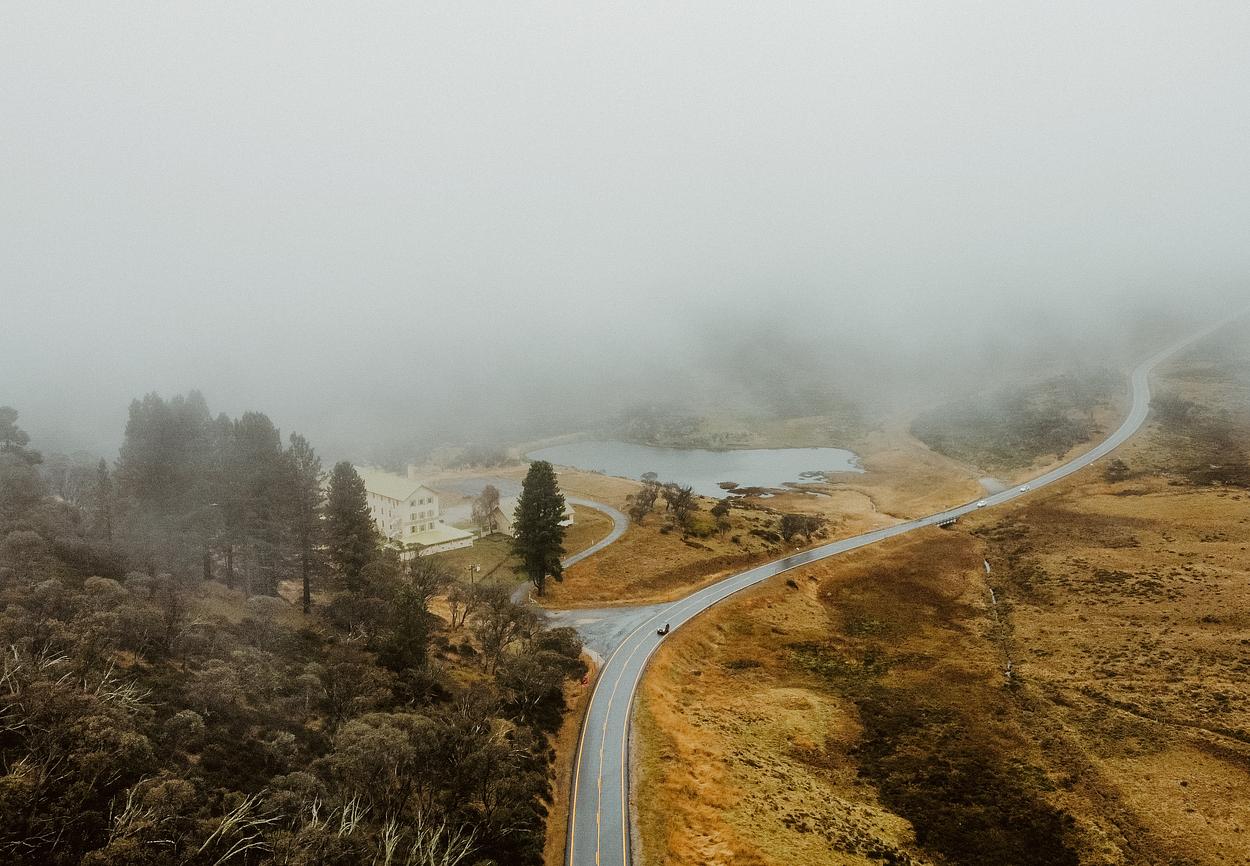 Scenic drive through alpine vistas | Riparide