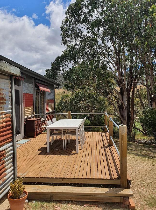 Cottage in the Victorian High Country - Cottage for Rent in Omeo, High ...