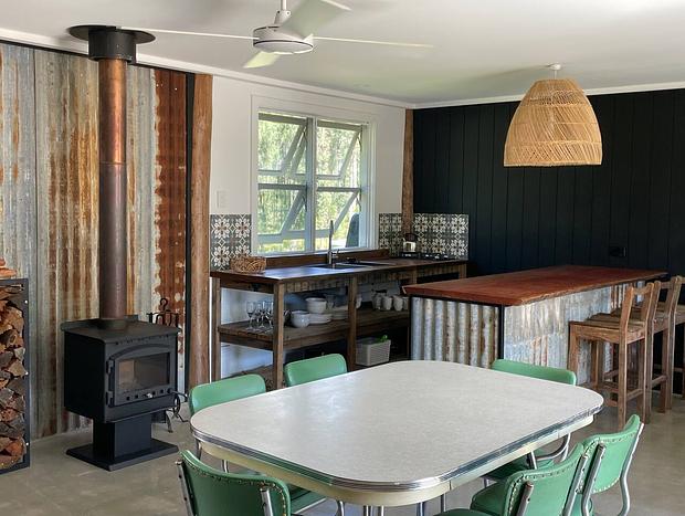 Byamee Cabin - Cabin for Rent in Koorainghat, North Coast, NSW, AU ...