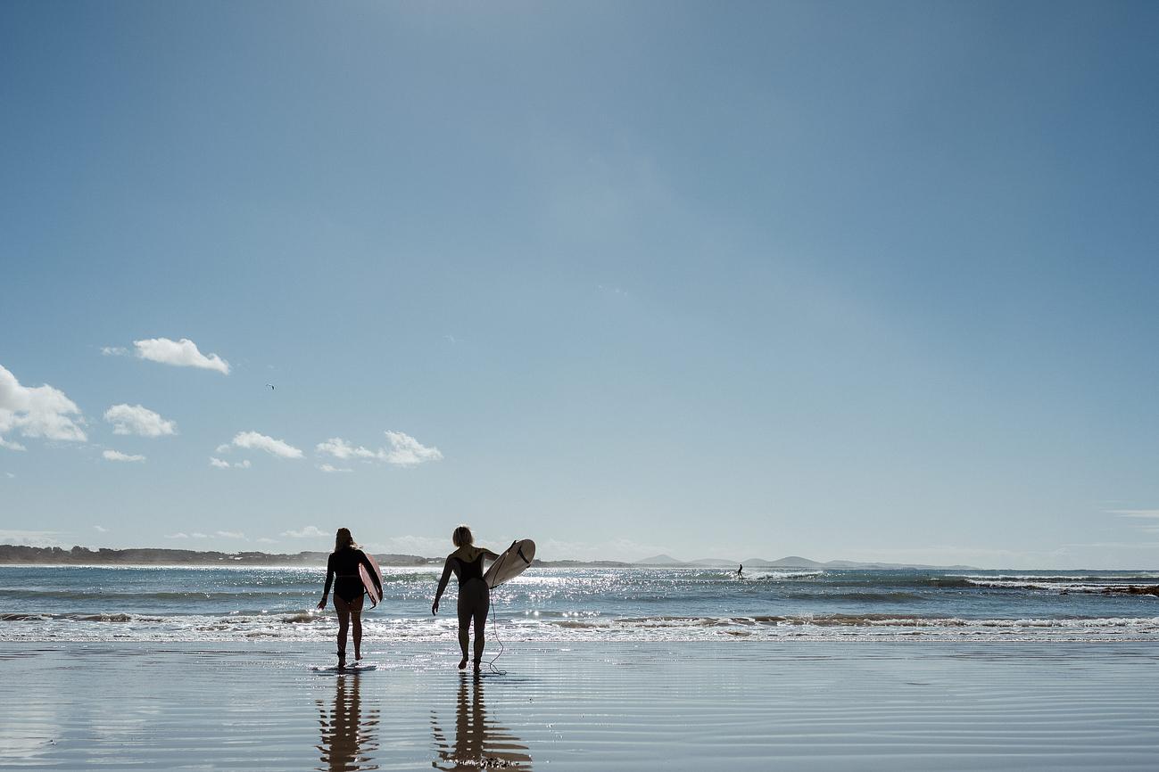 Surf Out the Point | Riparide