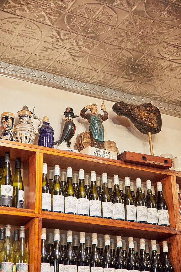 The Homely, Eclectic Pub | Riparide