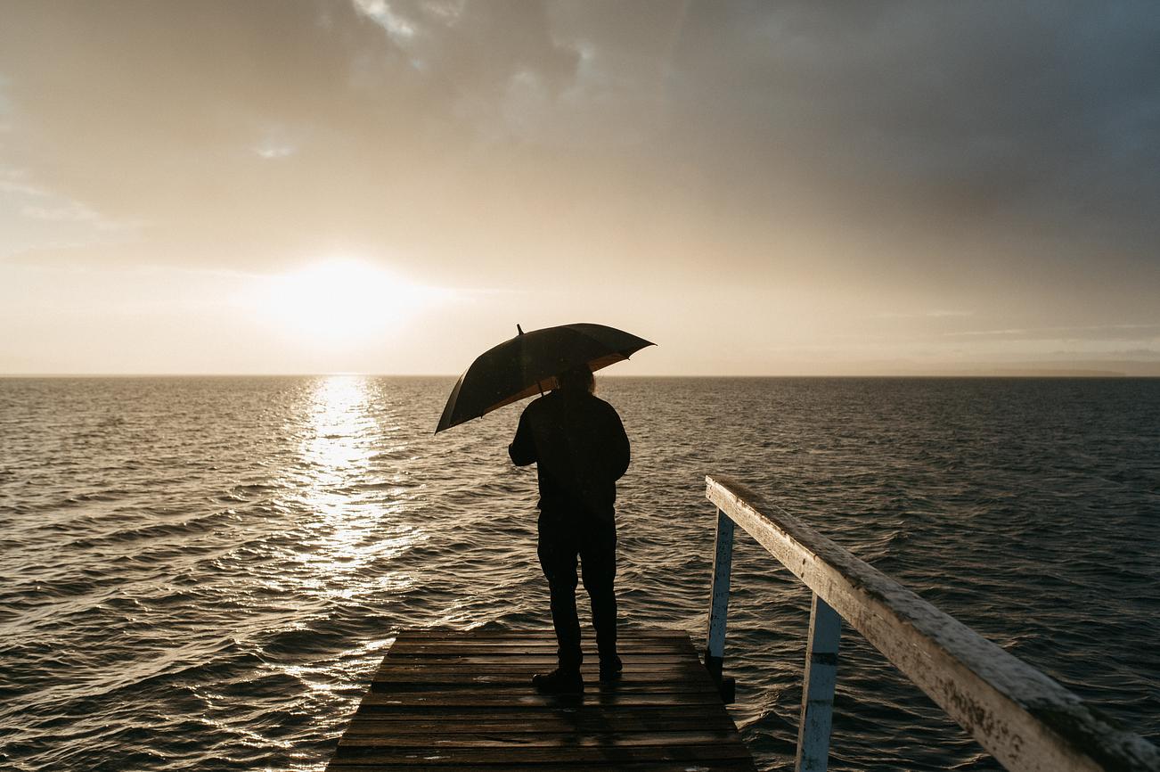 Sunset Walk along Long Jetty | Riparide