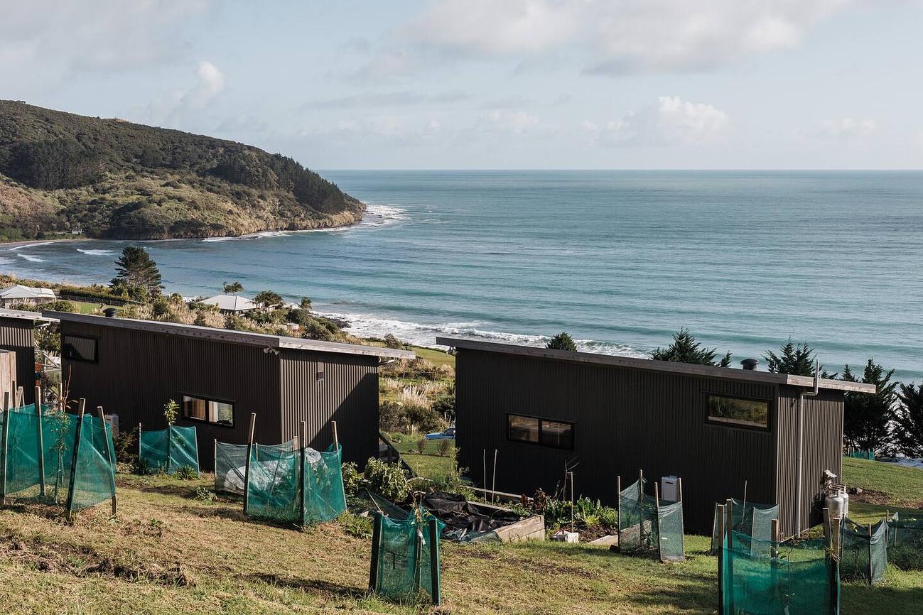 The Huts Eco BnB - Shipwreck Bay - Hut 1 - Cabin for Rent in Ahipara ...