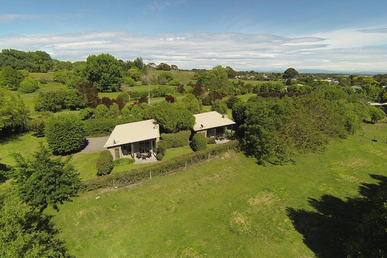 Te Awanga Cottages - Moana - Cottage for Rent in Te Awanga, Hawke's Bay ...
