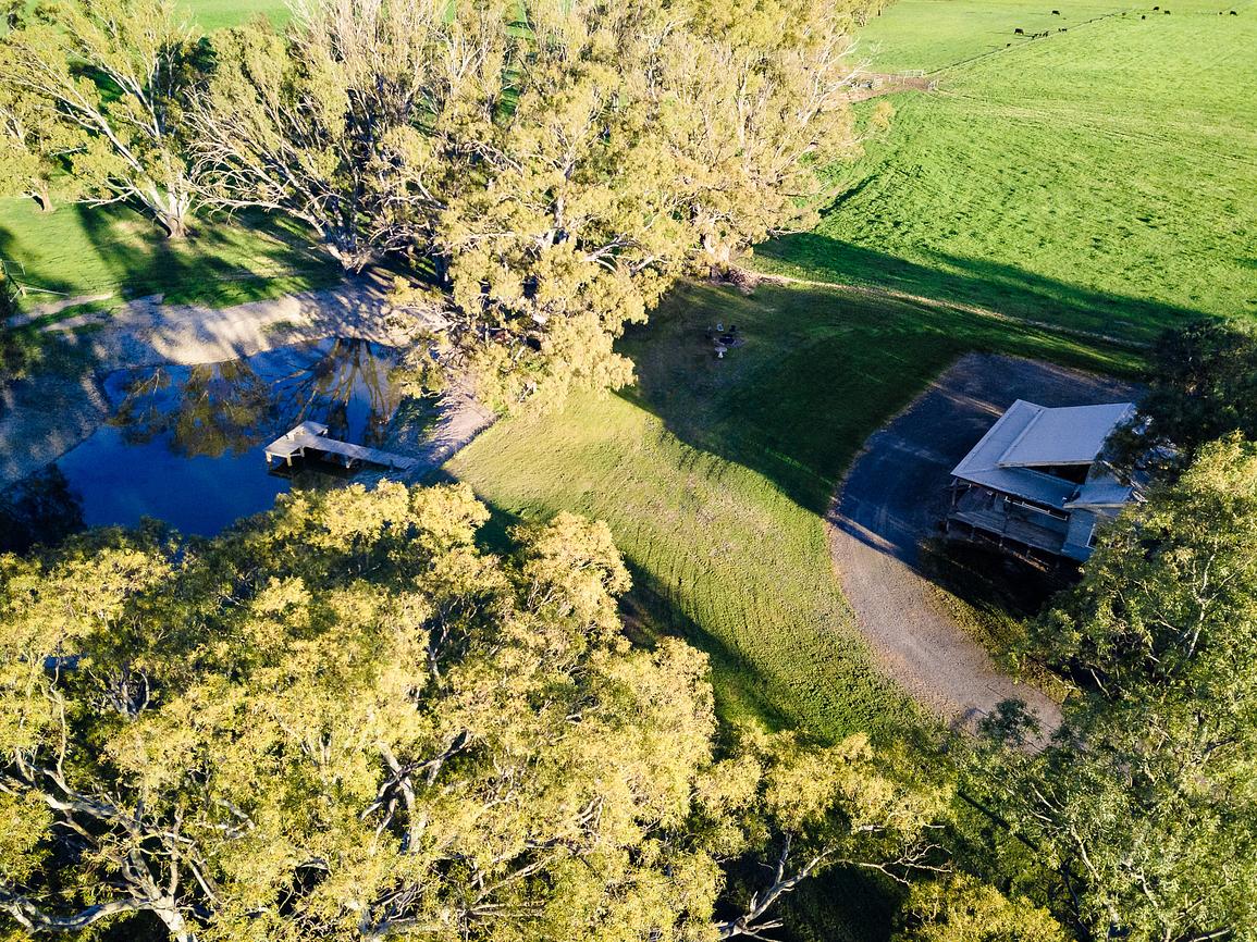The Shack - A Rustic Rural Retreat - Cottage for Rent in Riverside ...