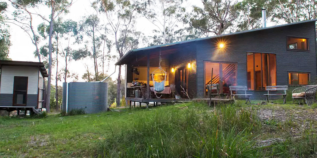 Congo Camp House - Cabin for Rent in Meringo, South Coast, NSW, AU ...