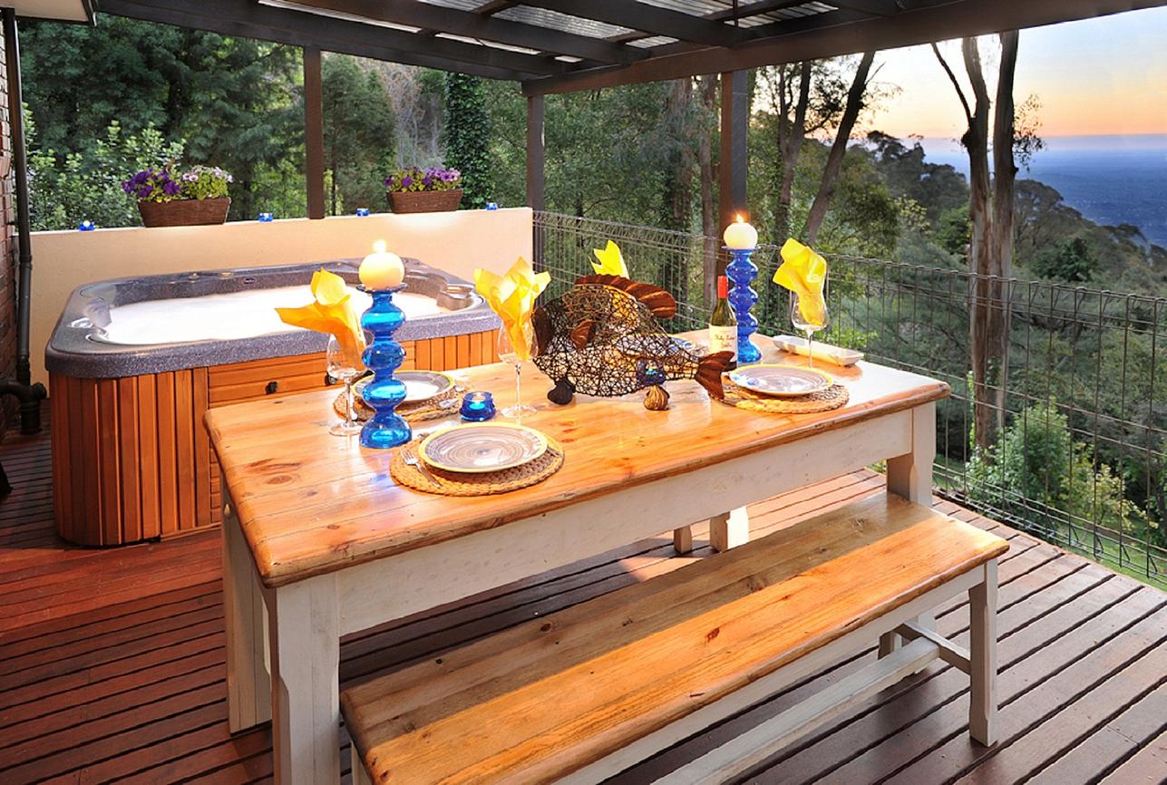 Verandah View Cottage - Outdoor Spa - Cottage for Rent in Kalorama, Dandenong Ranges, VIC, AU ...