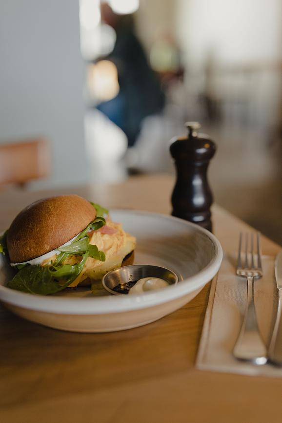 Brekky at Wharf Rd | Riparide