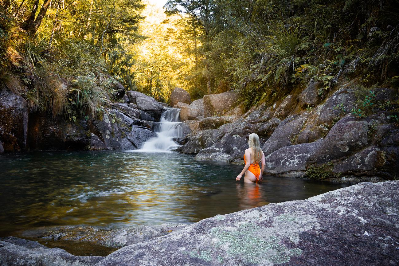 Swim at the Aongatete Water Holes | Riparide