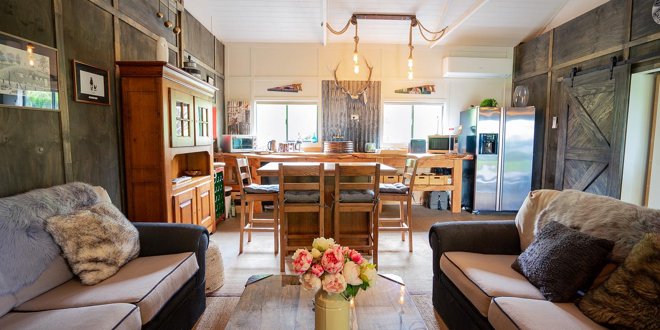 Converted Woolshed - Comfort and Character - Barn for Rent in Lake ...