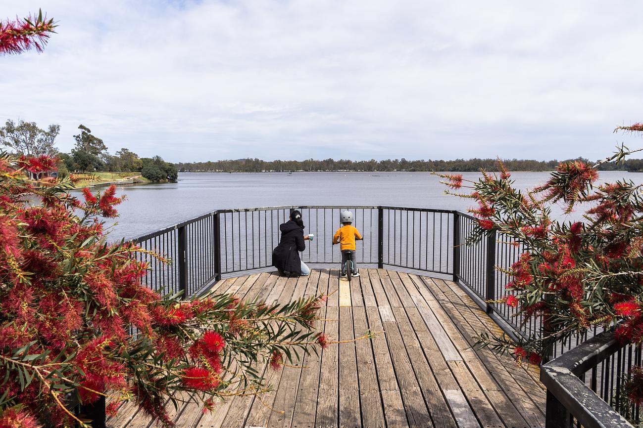Take a stroll around Lake Nagambie | Riparide
