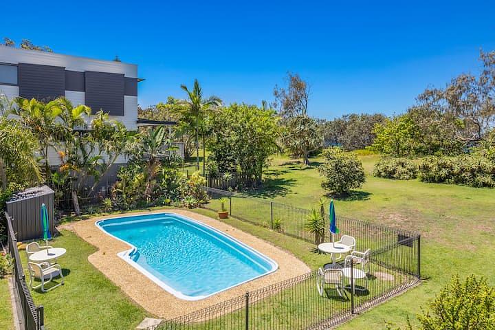 Cabarita Beachfront Unit on Cypress Crescent - Beach house for Rent in ...