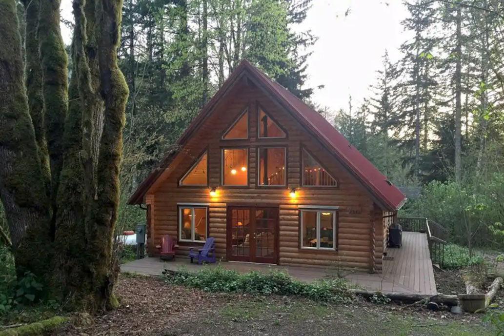 Glacier Springs Cabin #21 - Log Cabin-Pets Ok! - Cabin for Rent in ...