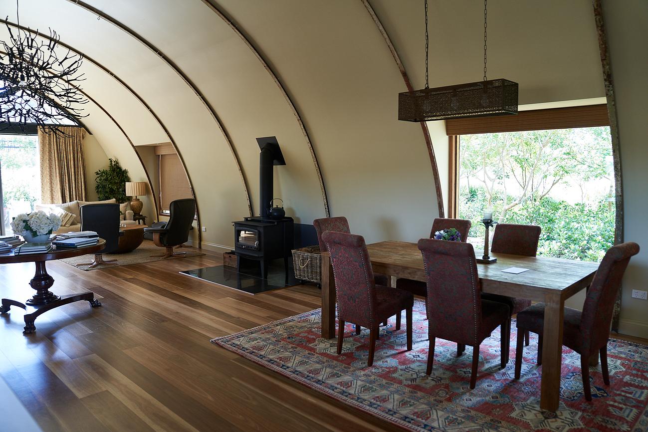 Magical Nissen Hut - Villa for Rent in Dixons Creek, Yarra Valley, VIC ...