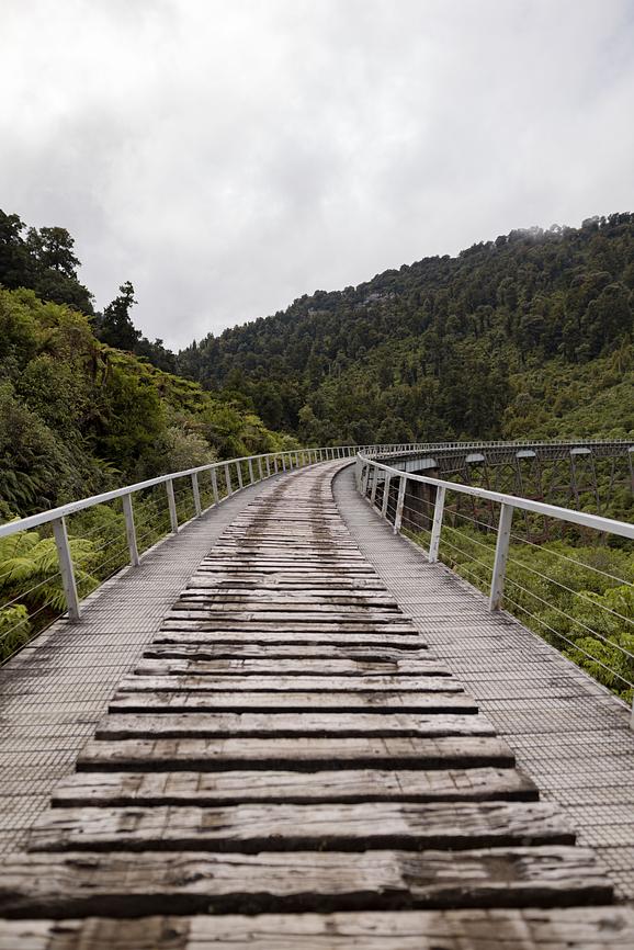 Cycling the Old Coach Road | Riparide