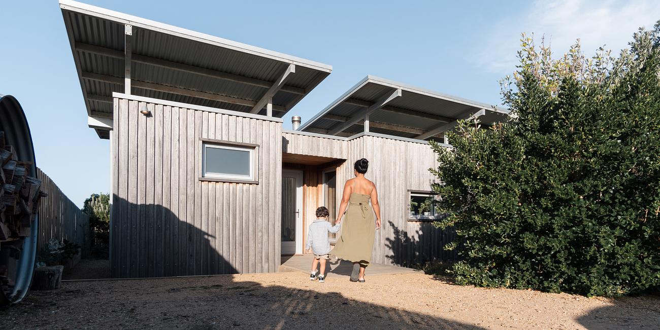 Eco Shipping Container Home - Shipping container for Rent in Kilcunda ...