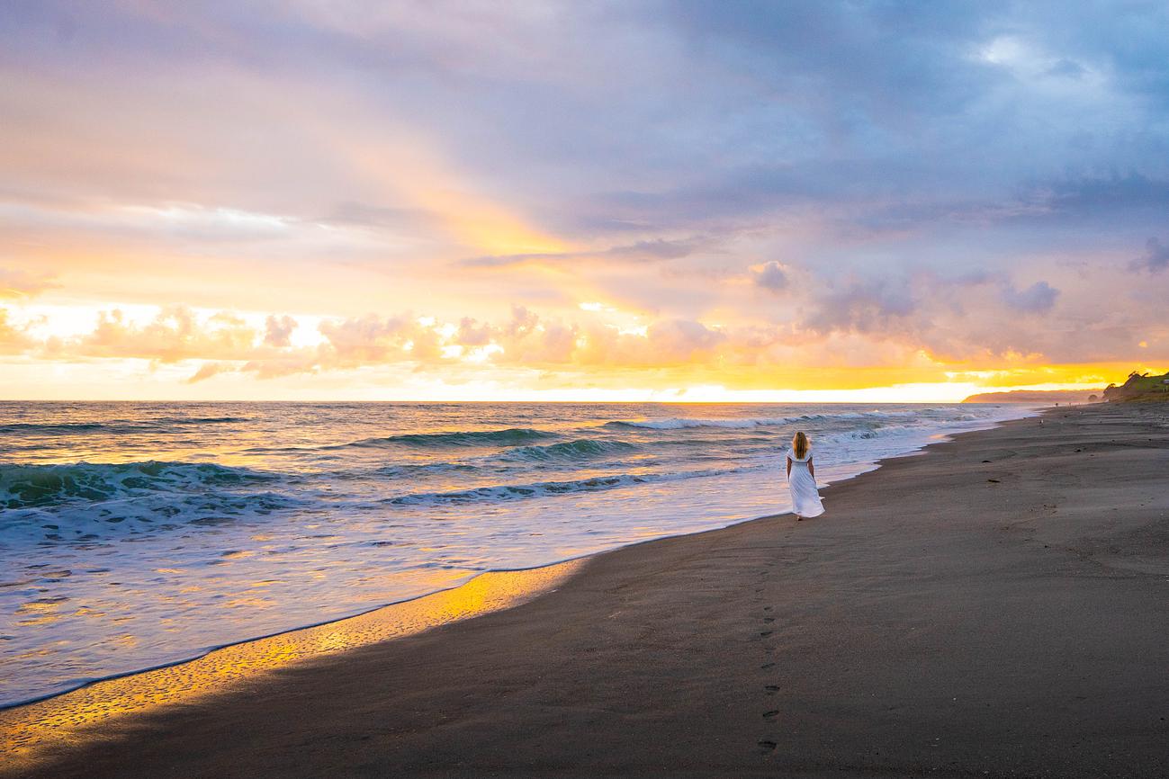Sunrise at Pukehina Beach | Riparide