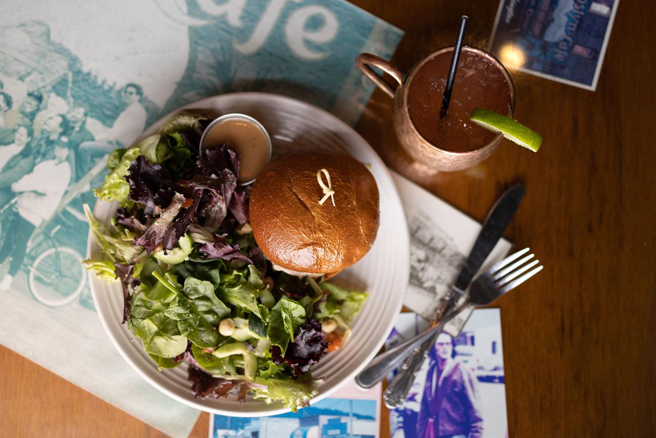 Lunch at Roslyn Cafe | Riparide