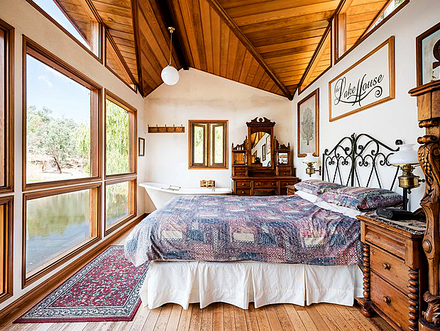 Fawlty Farm - Includes 3 Free Adventures - Lodge for Rent in Taylor Bay ...