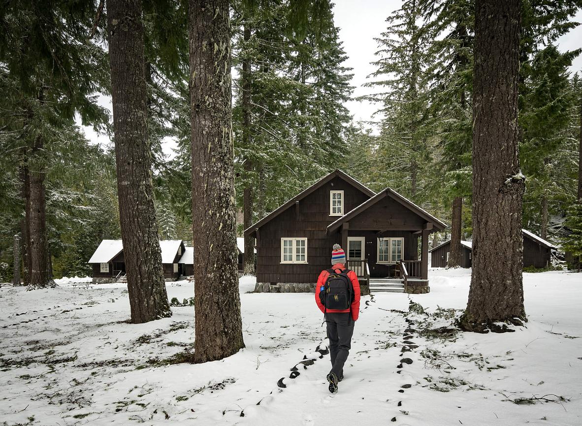 Explore Longmire within Mount Rainier | Riparide