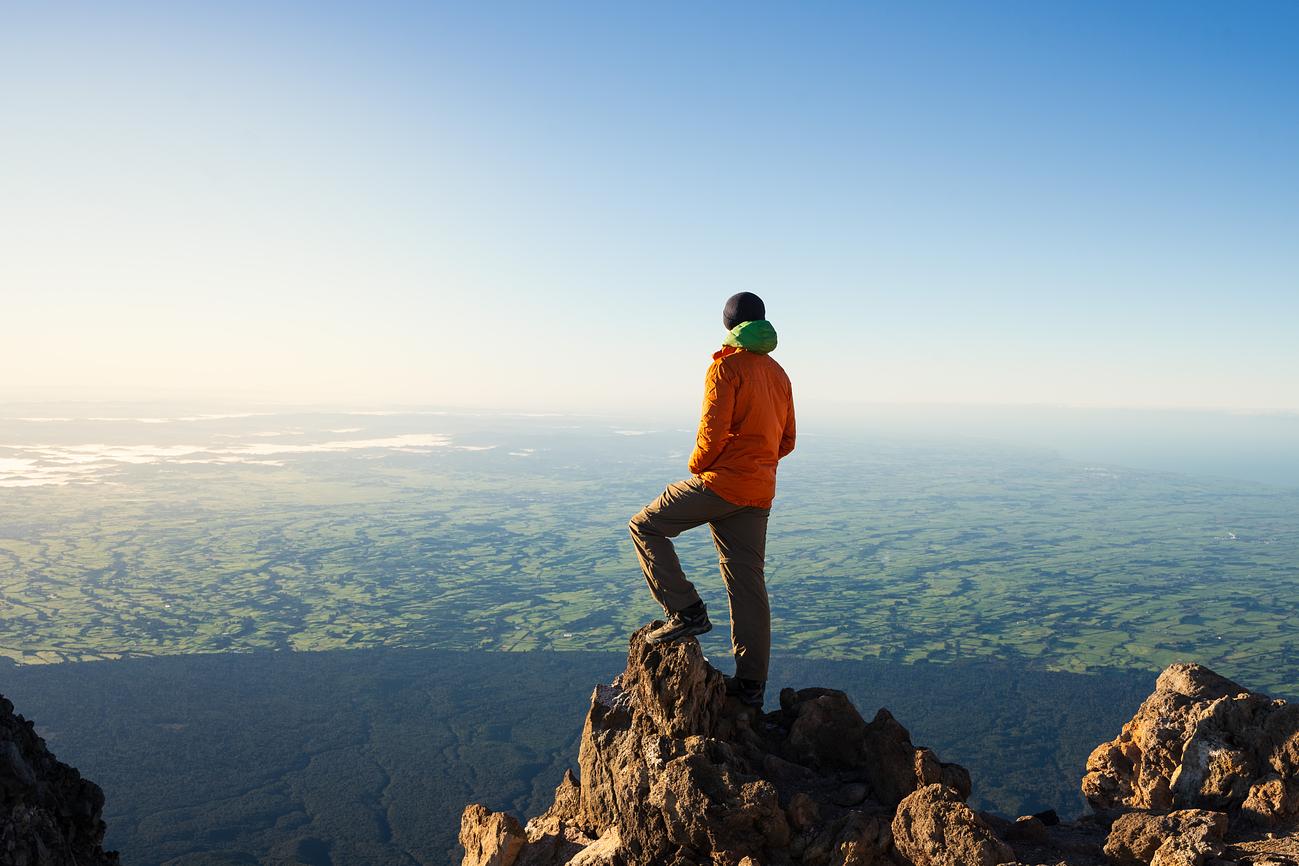 Mount Taranaki Summit Hike | Riparide