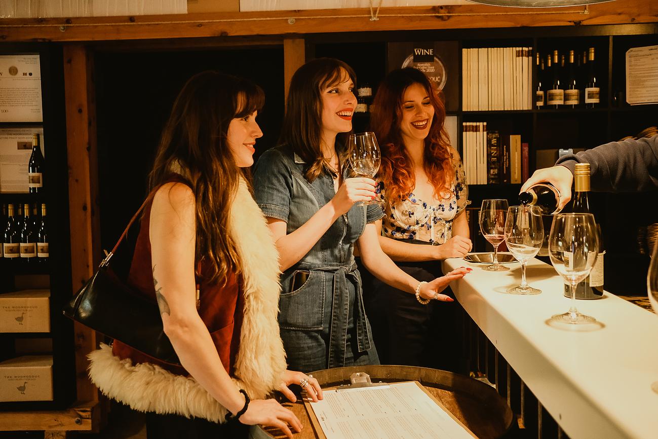 Local wine tasting at Moorooduc Estate | Riparide