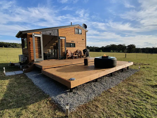 Maiden Seattle by Just Plane Cosy - Airline Themed Tiny Home - Tiny ...