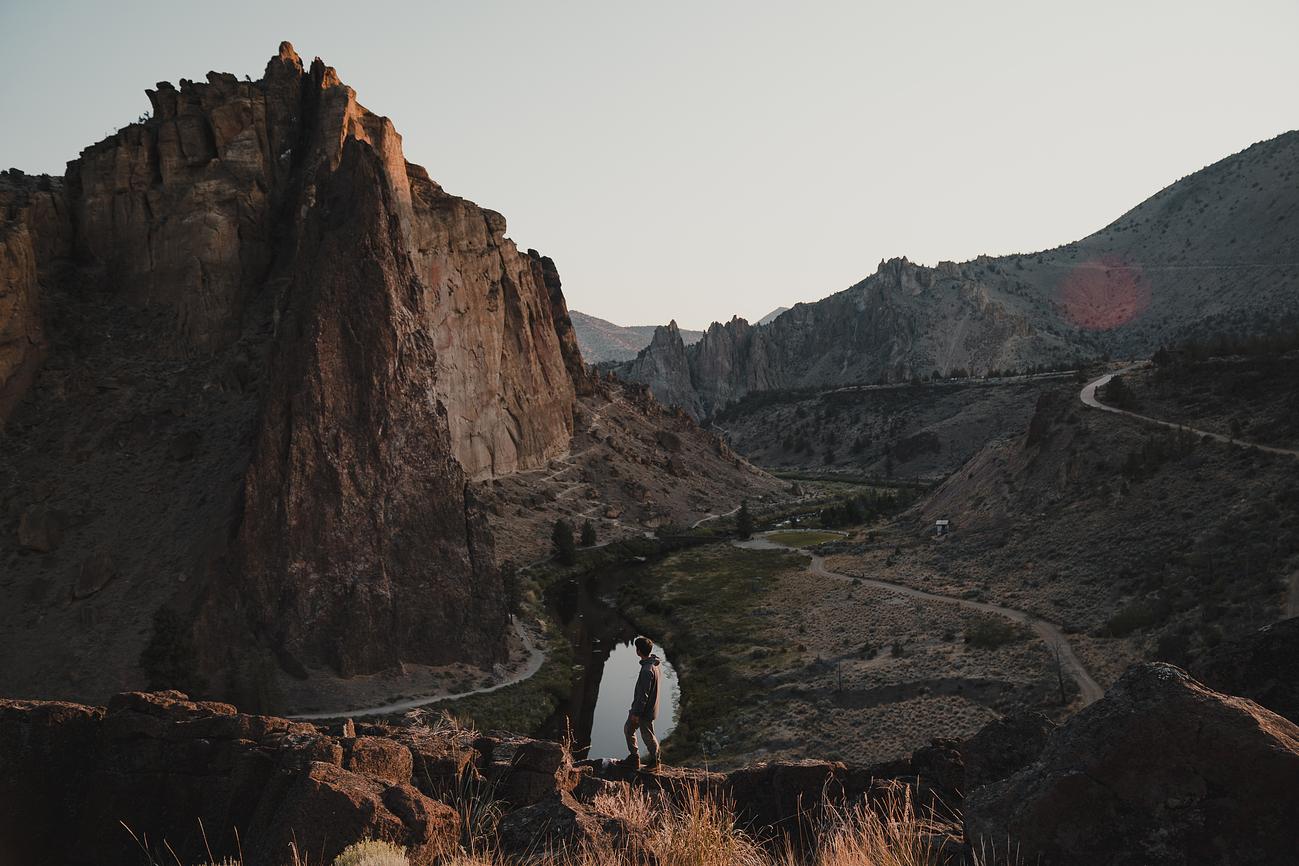 Sunrise at Smith Rock | Riparide