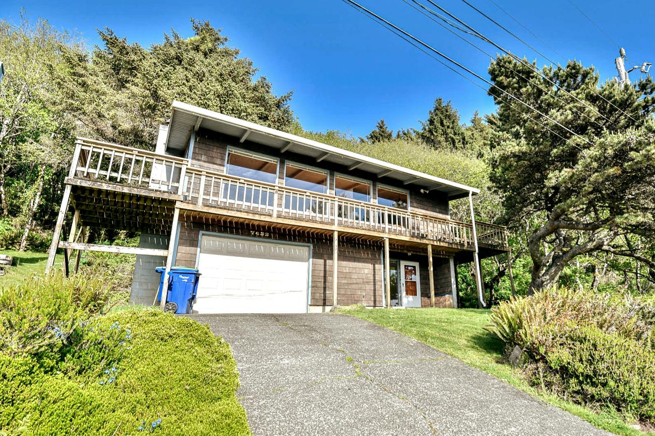 Ocean Creek Haus - Ocean Views & Babbling Creek - Beach house for Rent ...