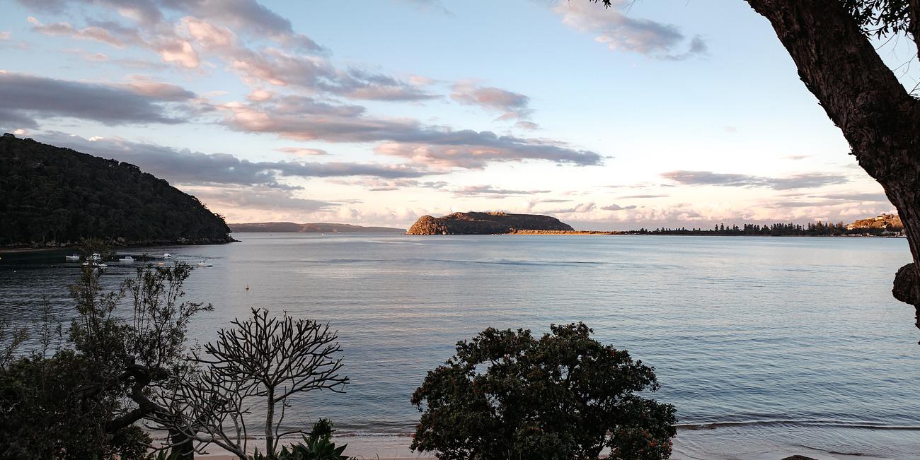 Sandstone Cottage - Great Mackerel Beach - Beach house for Rent in ...