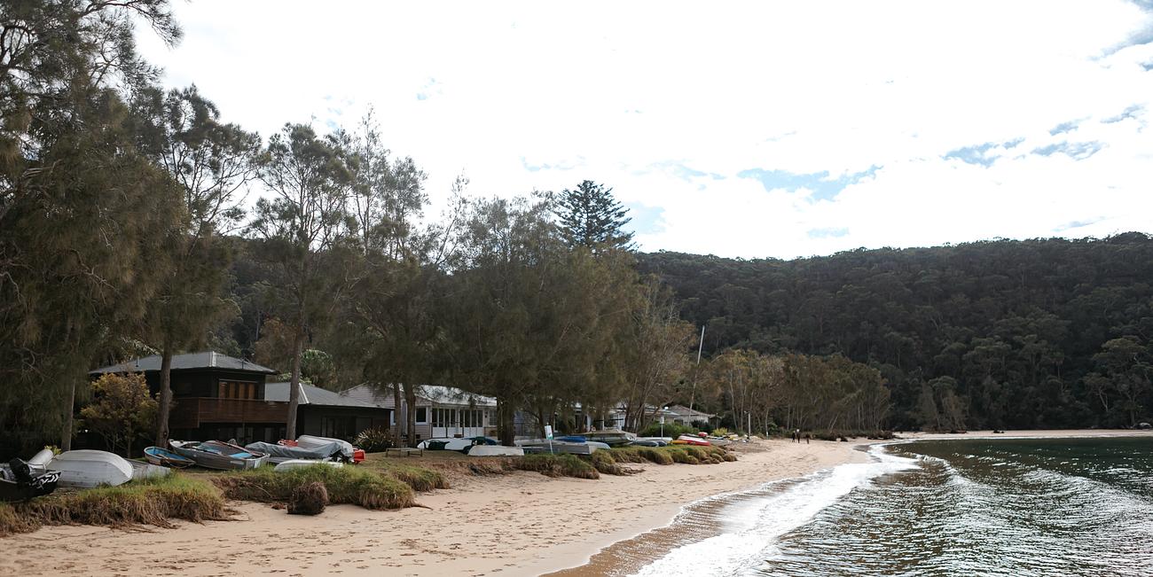 Sandstone Cottage - Great Mackerel Beach - Beach house for Rent in ...