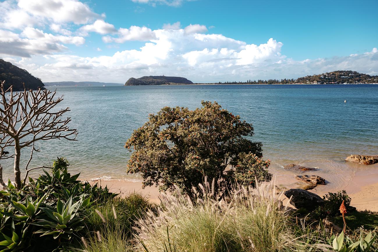 Sandstone Cottage - Great Mackerel Beach - Beach house for Rent in ...