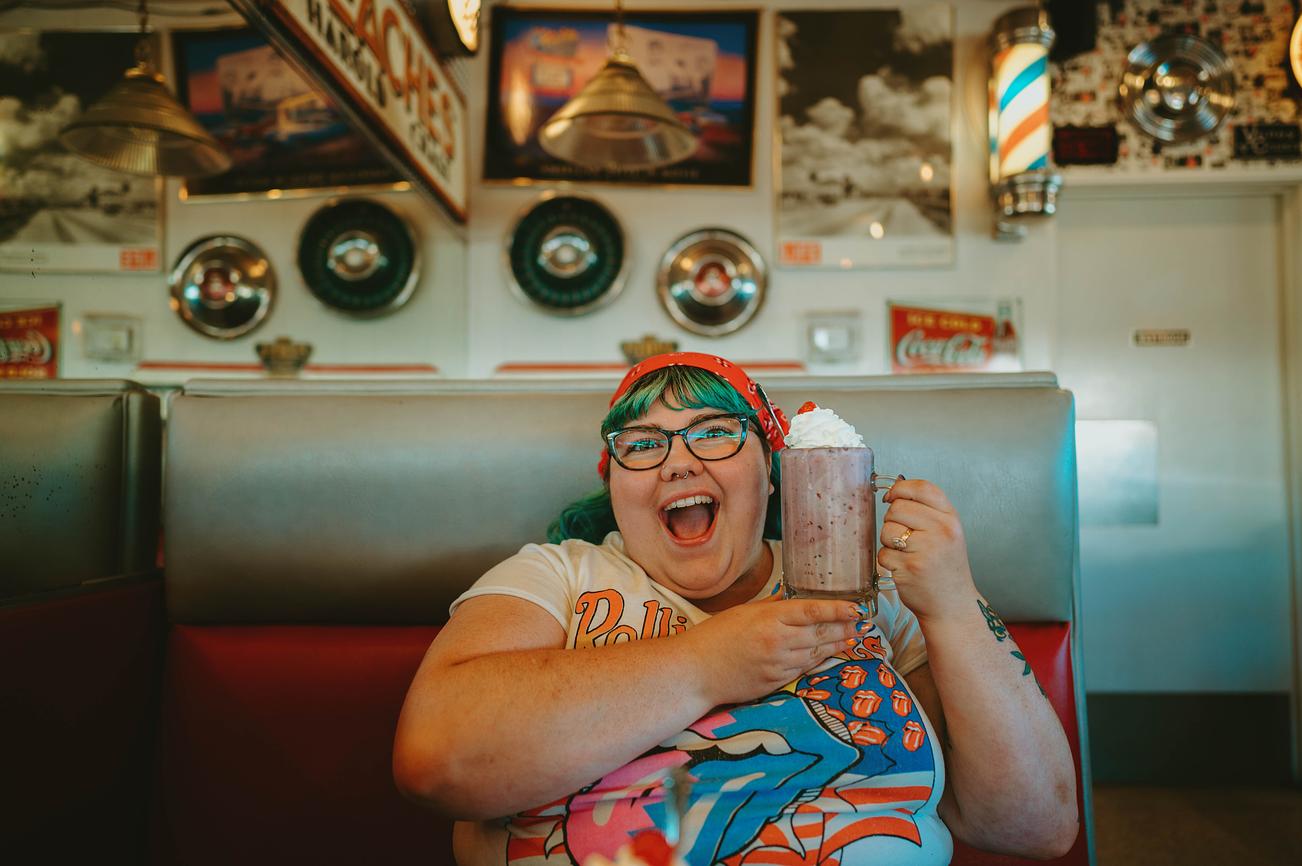 Burgers and Shakes at Fins | Riparide