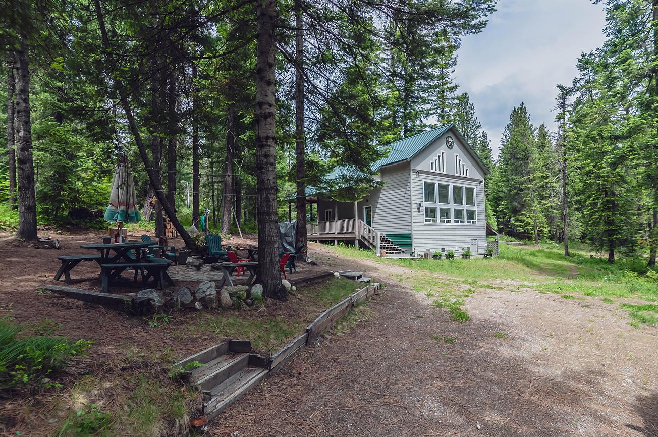 ADA Accessible Chalet In Forested-setting - Cottage for Rent in Leavenworth, Central Washington ...