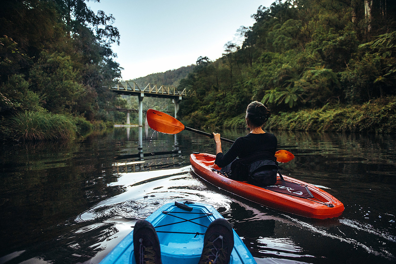 Kayaking Thompson River | Riparide