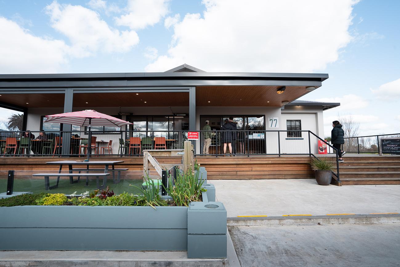 Coffee at Cafe 77 | Riparide