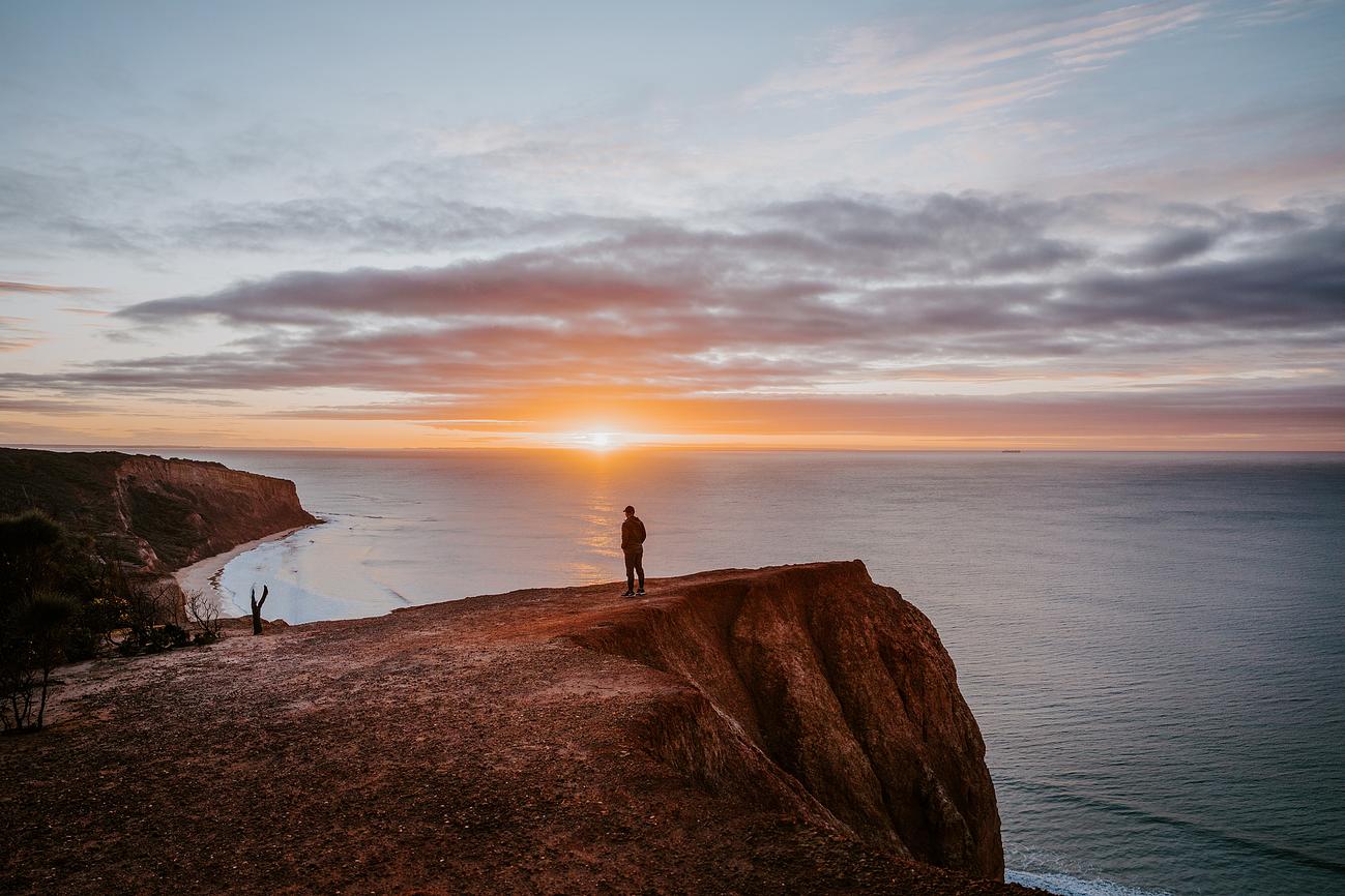 Sunrise at Point Addis Marine National Park | Riparide
