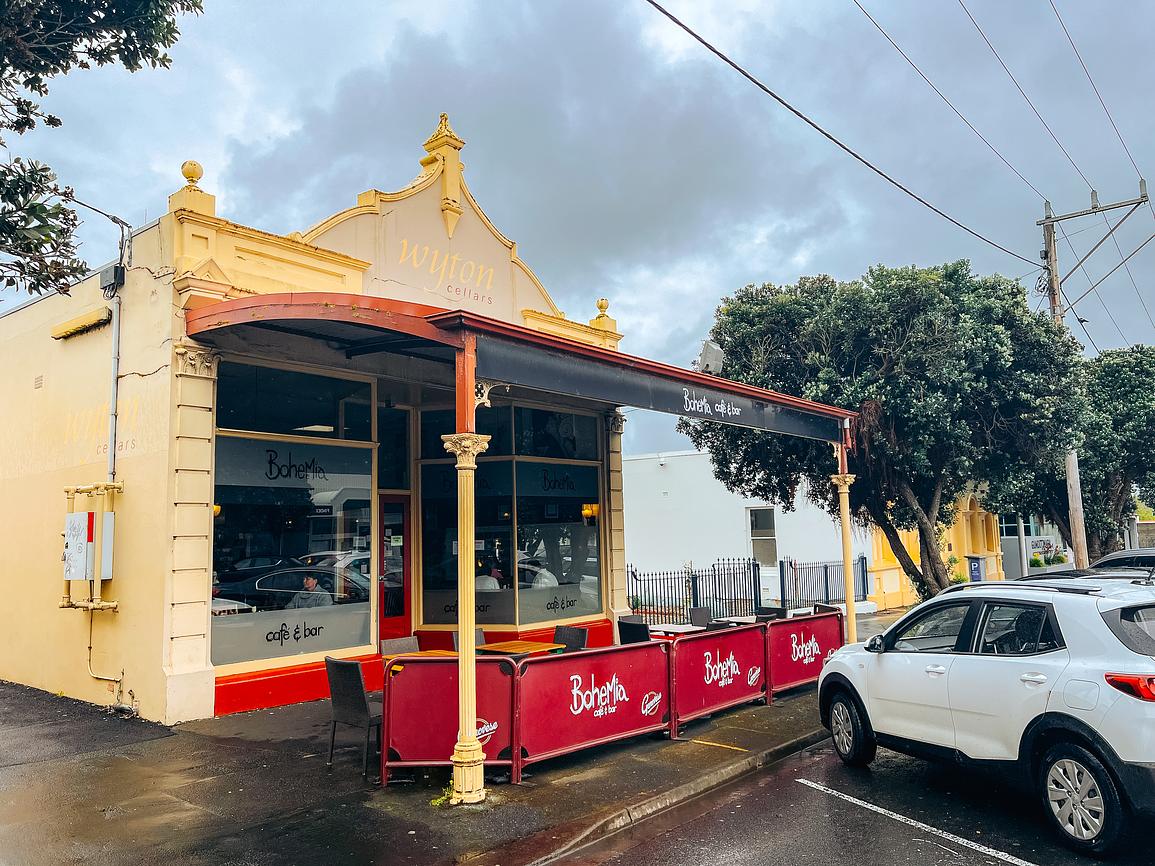 Bohemia Cafe & Bar | Riparide