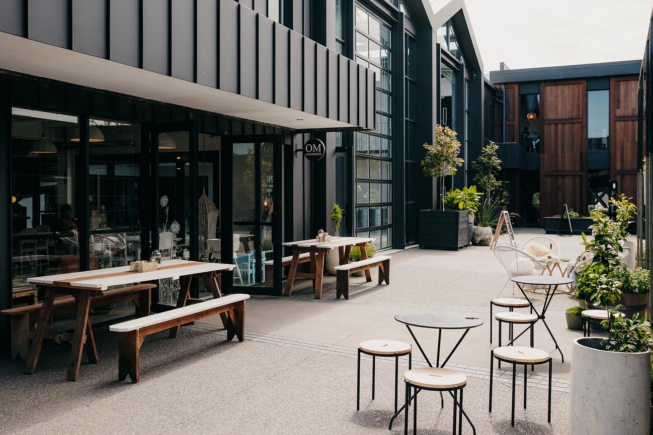 OM Goodness GF & Vegan Friendly Cafe & Bakehouse | Riparide