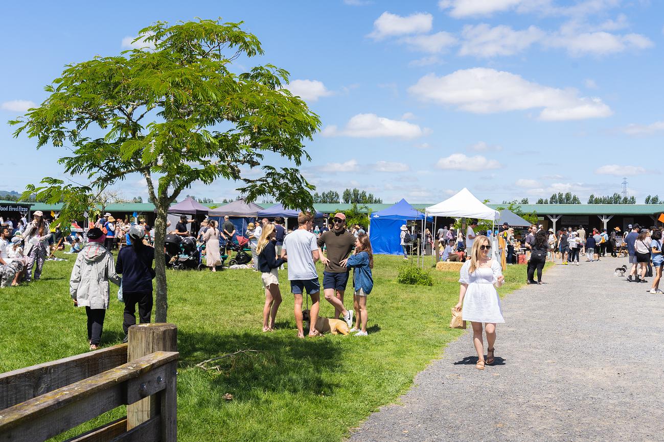 Clevedon Sunday Farmer's Market | Riparide