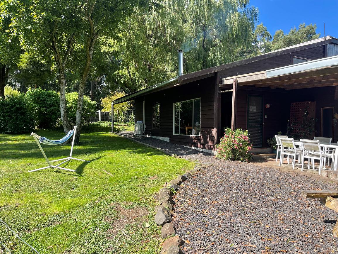 Top Of The Otways - Nature Lodge - Lodge for Rent in Barramunga, Great ...