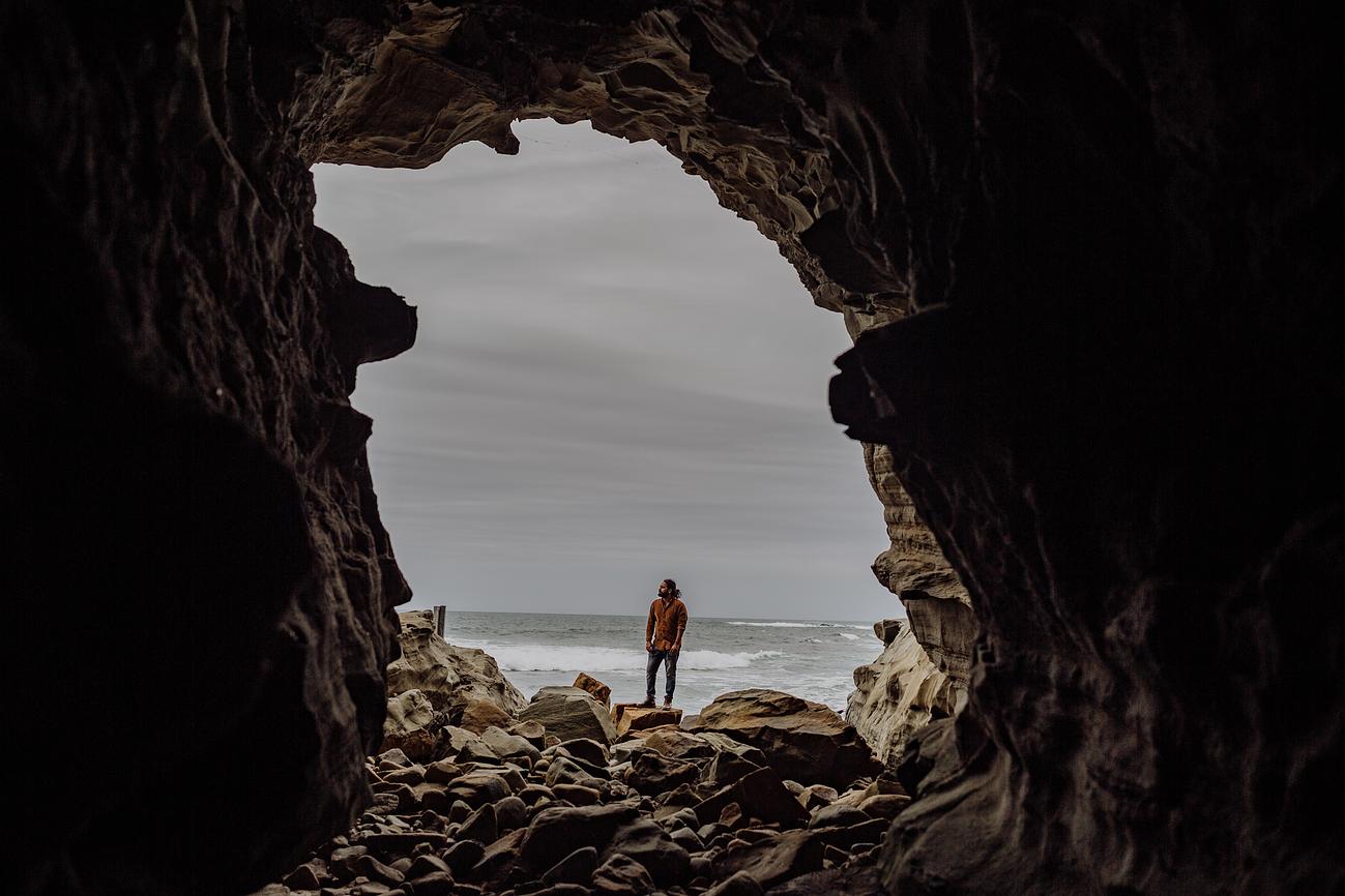 Venture into the Caves | Riparide