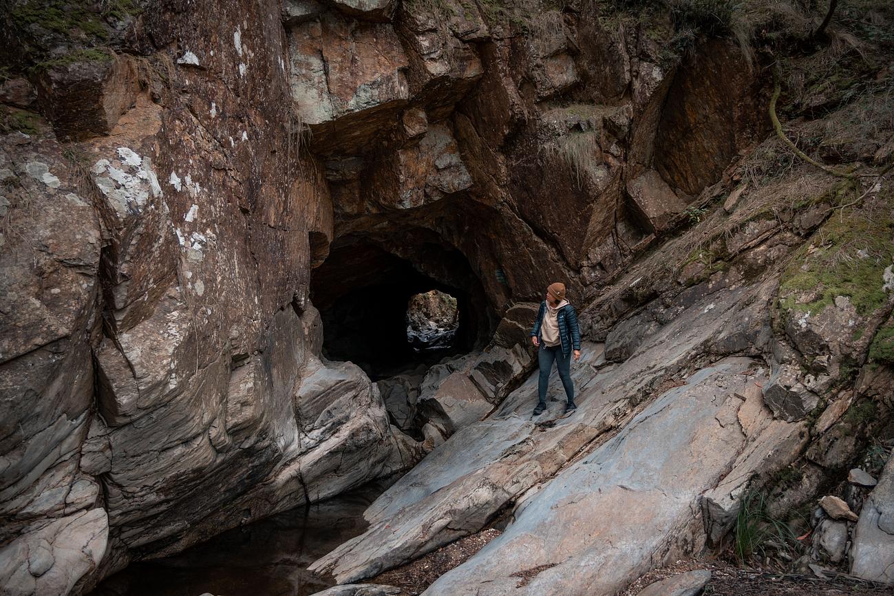 The Cave at Tunnel Bend | Riparide