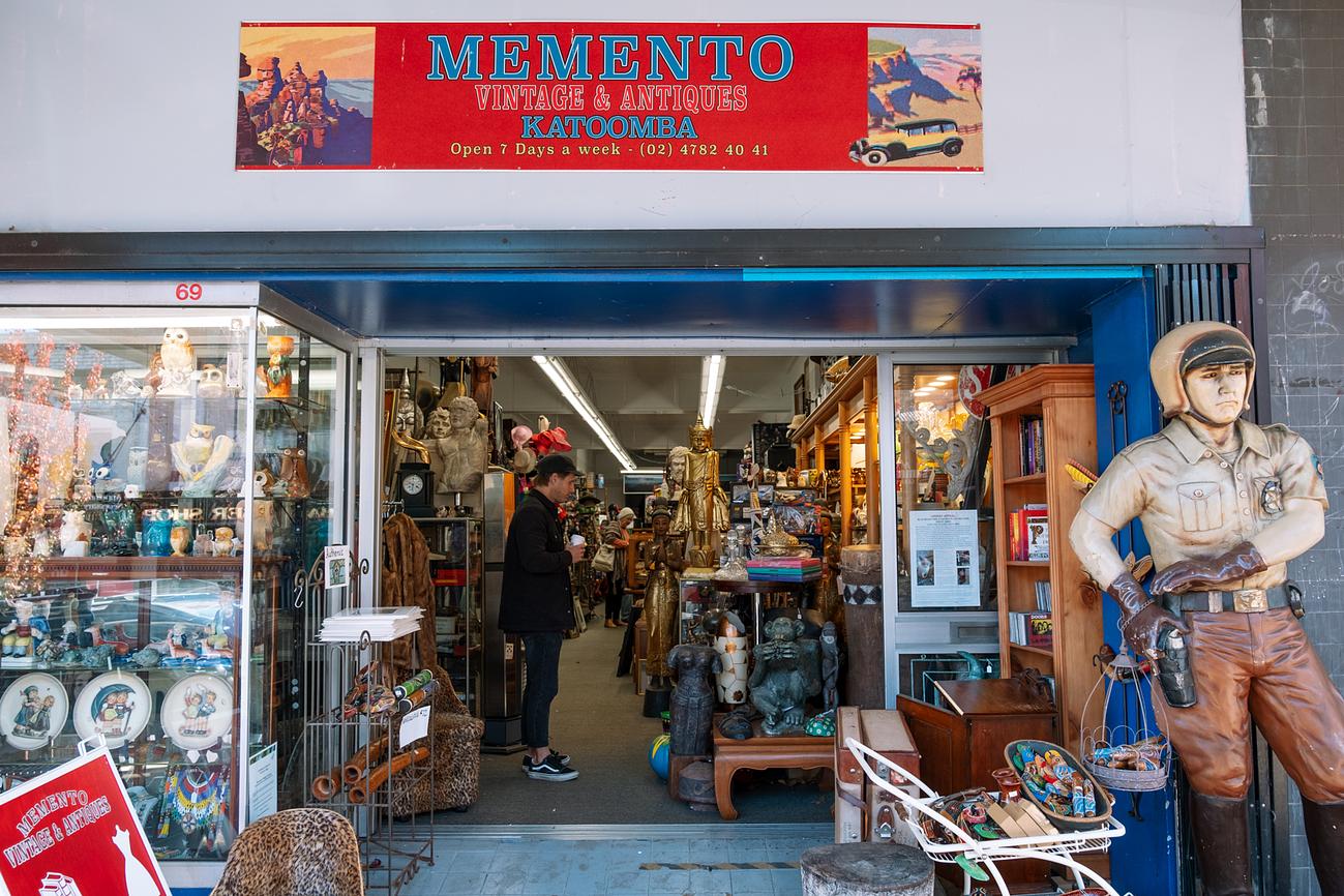 Memento Vintage & Antiques | Riparide