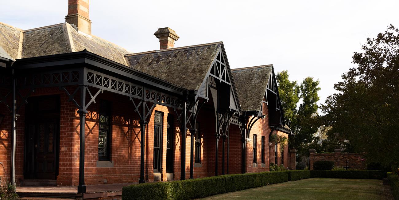 Homestead at Cleveland Estate - Villa for Rent in Lancefield, Macedon ...